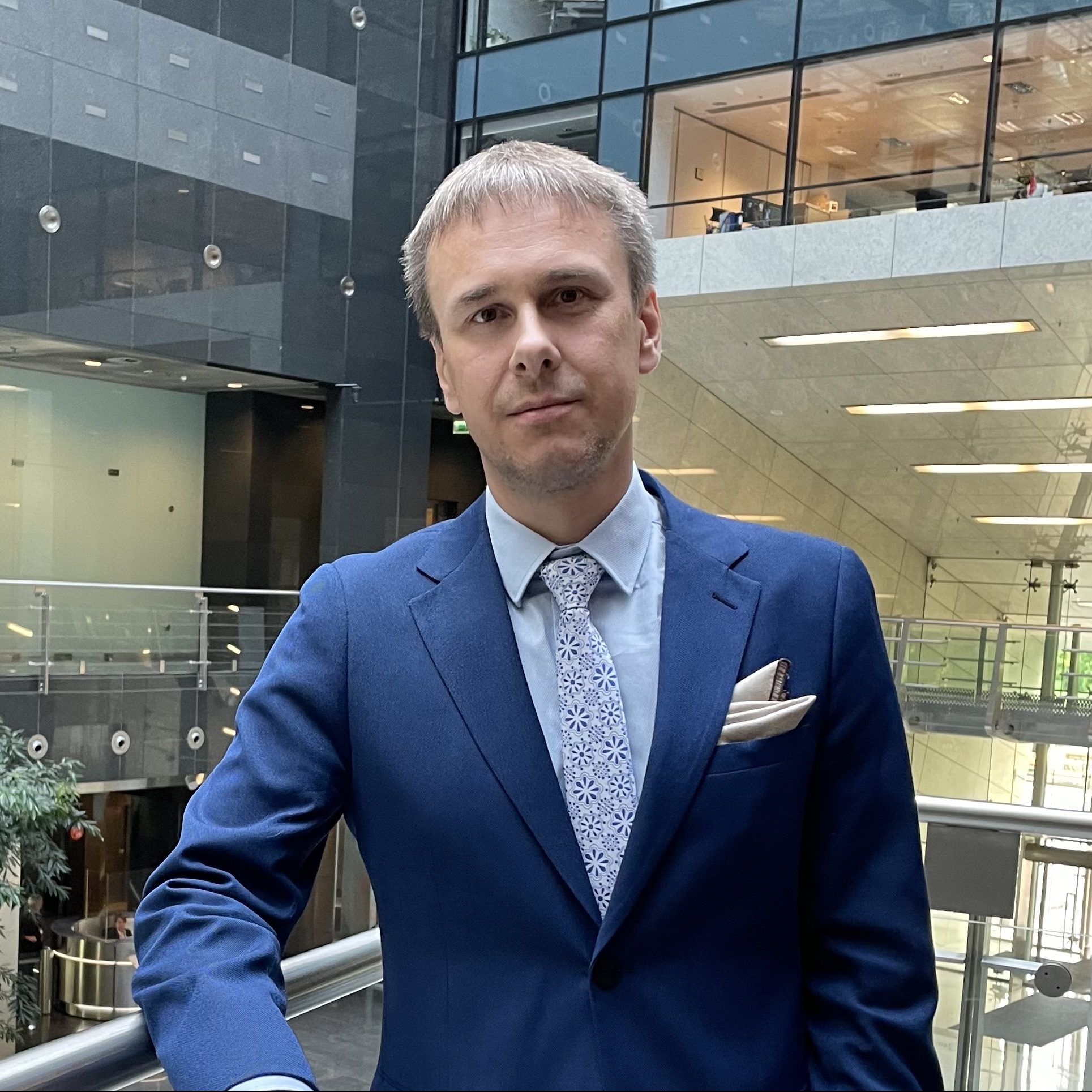 dr hab. Andrzej Raszkowski, prof. UEW – EY Academy of Business